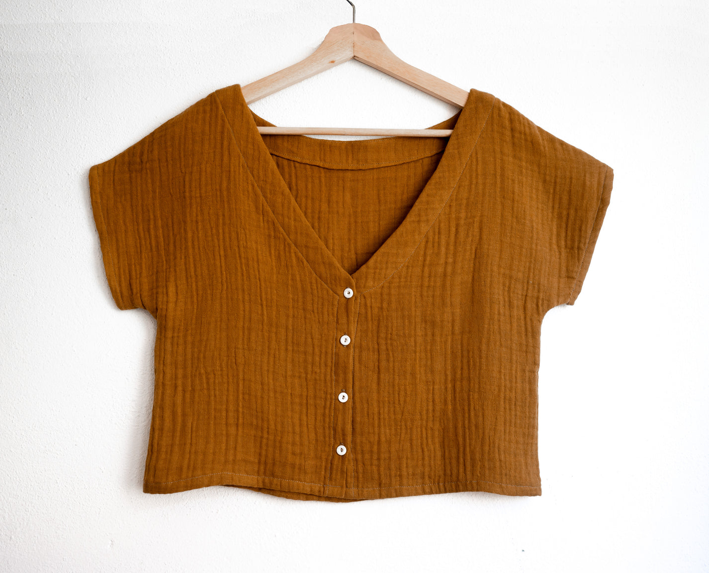 JARVIS V-Neck top - sewing pattern – TRAMApatternstudio
